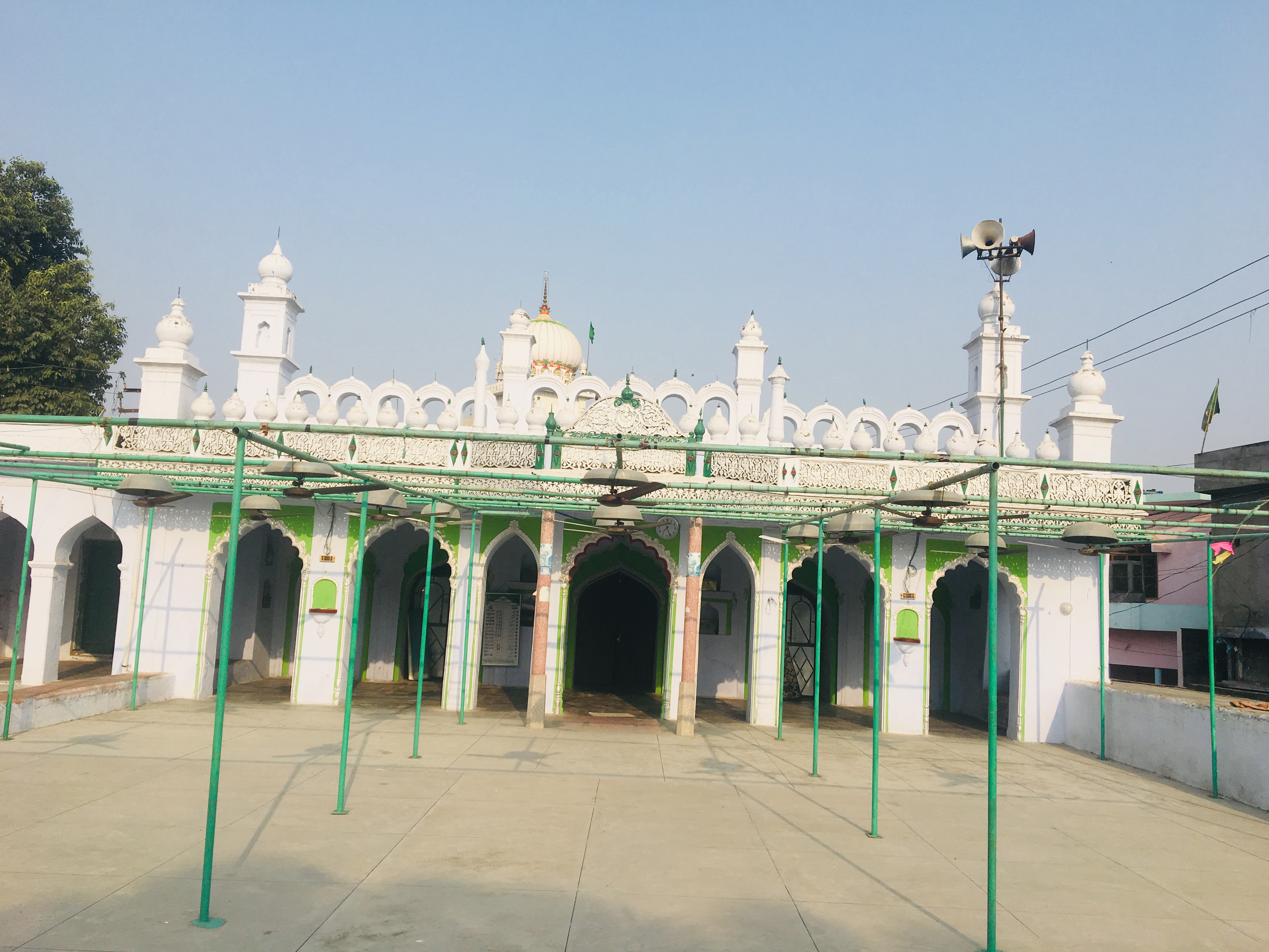Masjid Sheikh Kabir, a lesser known 18th century mosque at Pilibhit ...